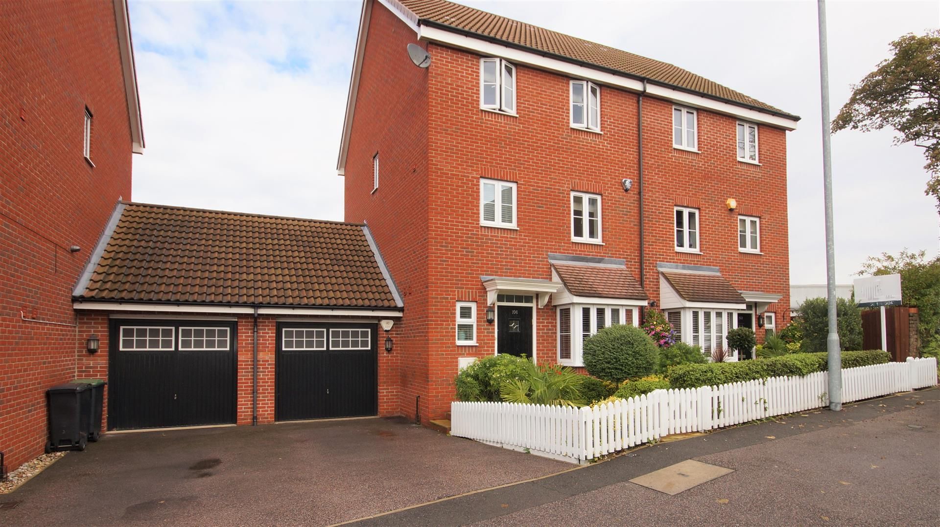 Buckhurst Hill Area Guide | Elliott James - Prime Residential