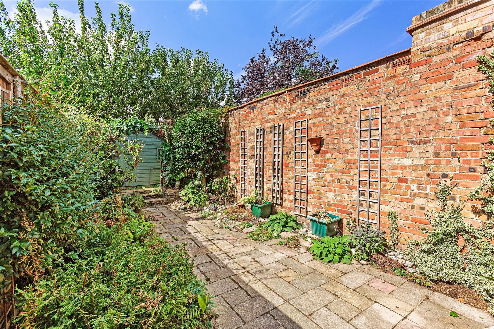 2 bed property for sale in Stanley Road, East Sheen, SW14 | James Anderson