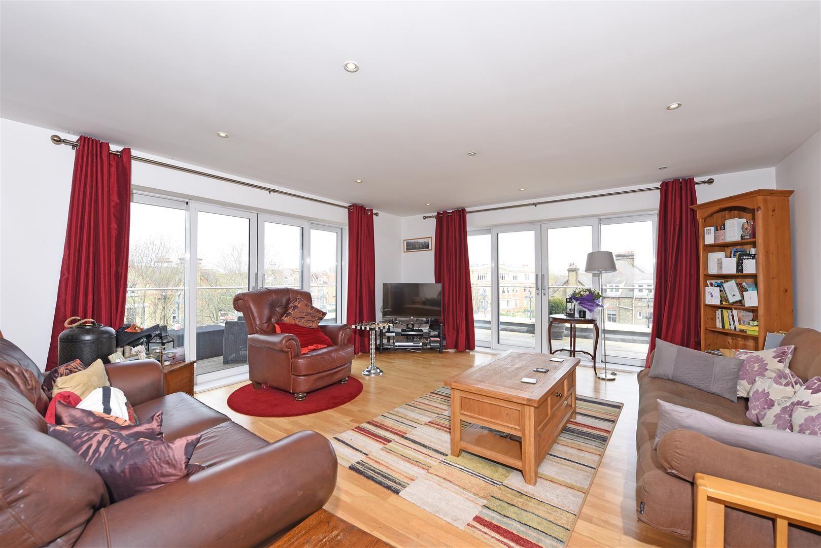 Properties to rent in Putney | James Anderson