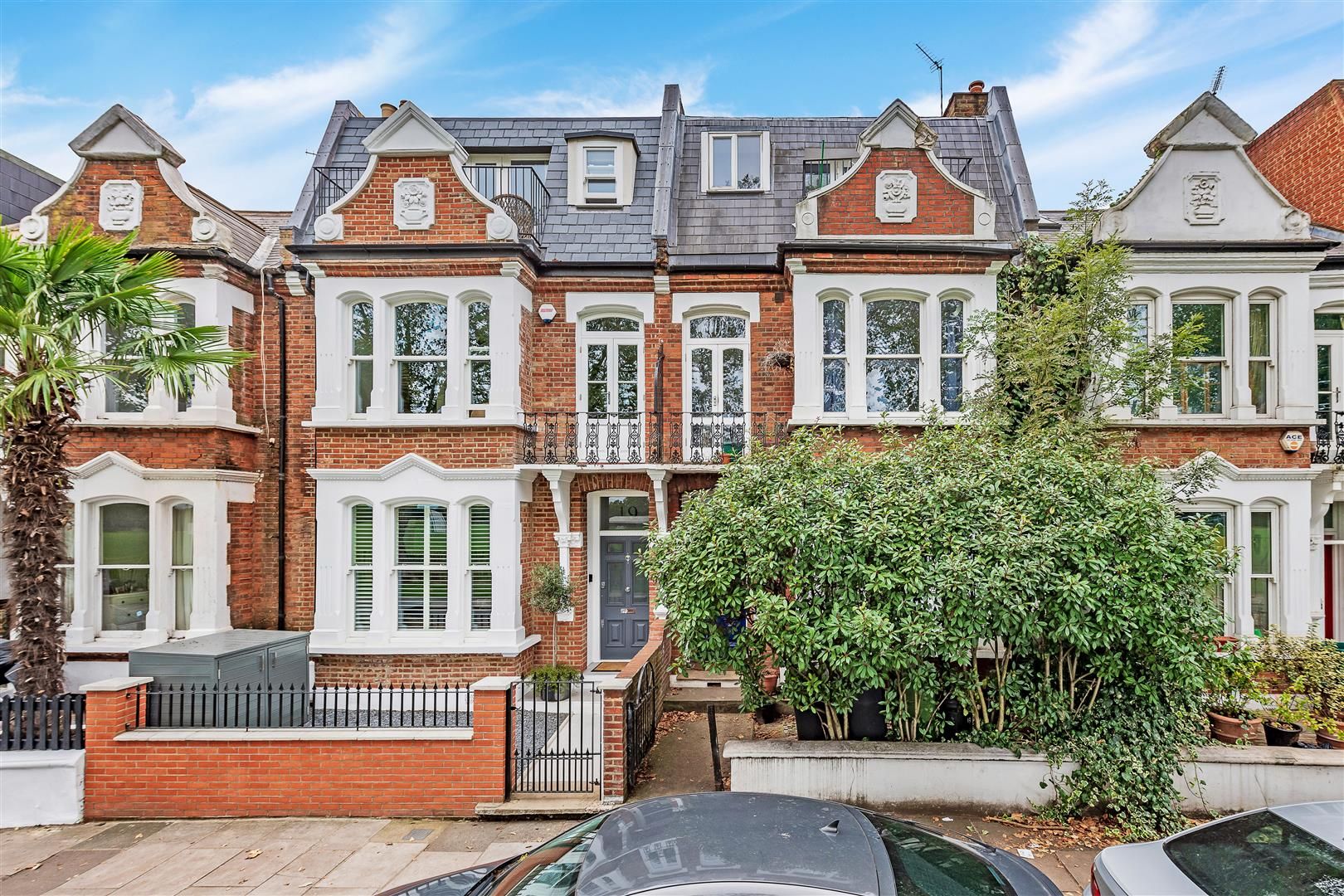 3 bed flat for sale in Rocks Lane, Barnes, SW13 | James Anderson