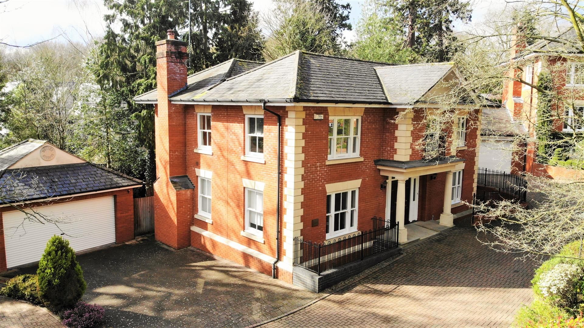 5 bed detached house for sale in Warren Heights, Warren Hill, Loughton ...