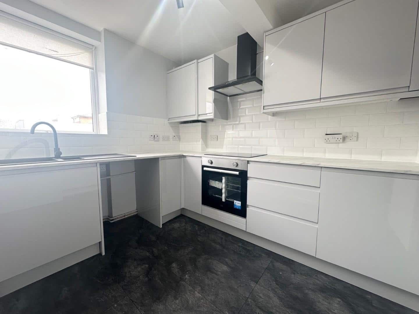 Properties to rent | Simon Miller & Company