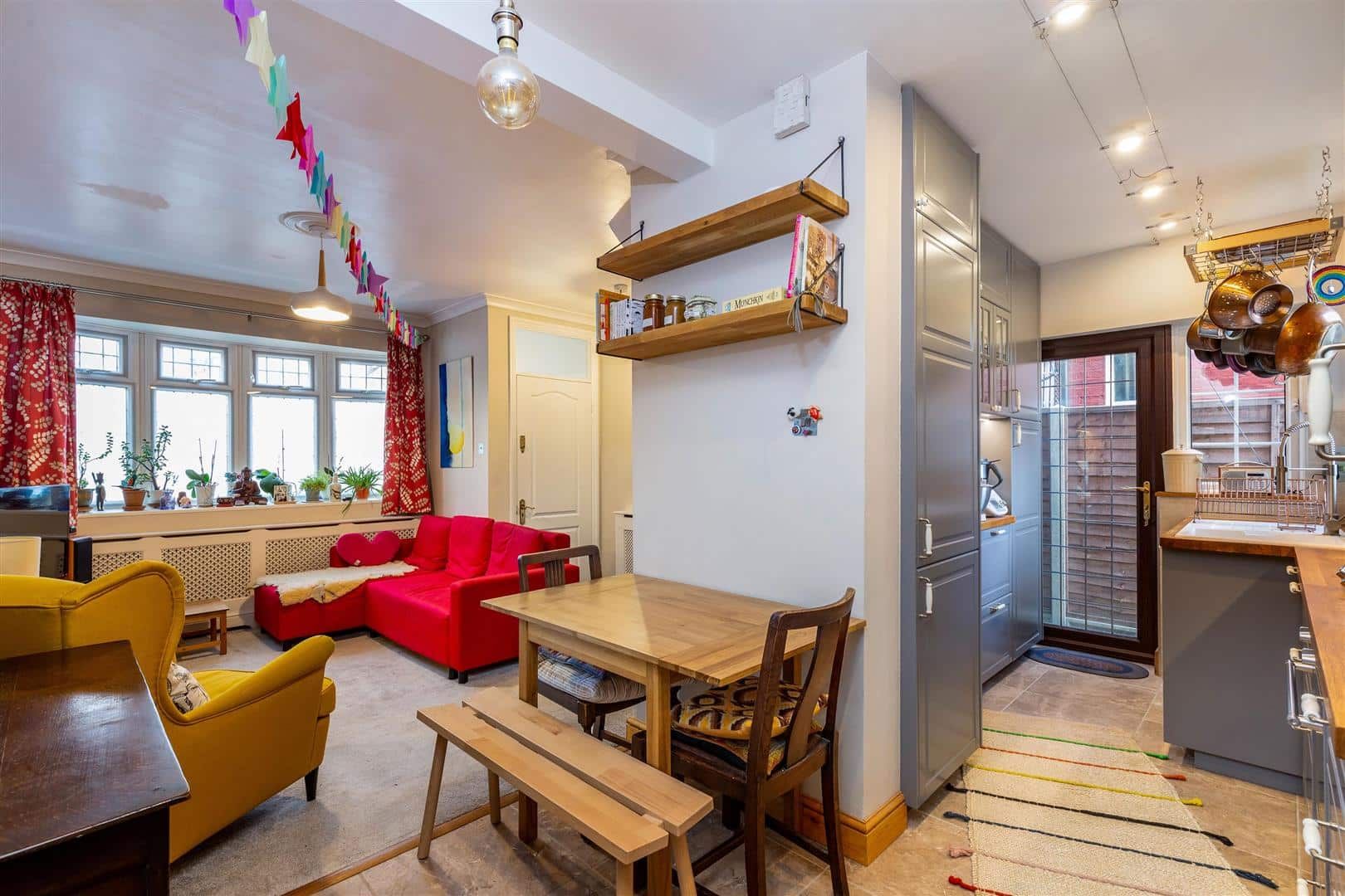 2 bed flat to rent in Roehampton Vale, SW15 | James Anderson