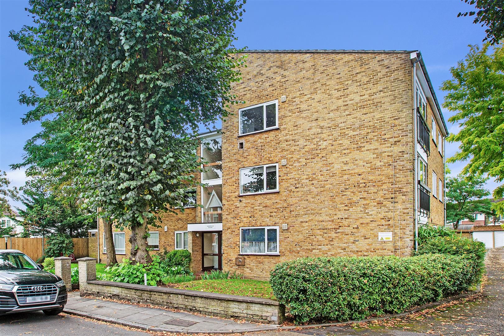 1 bed flat to rent in Merricks Court, East Sheen, SW14 | James Anderson